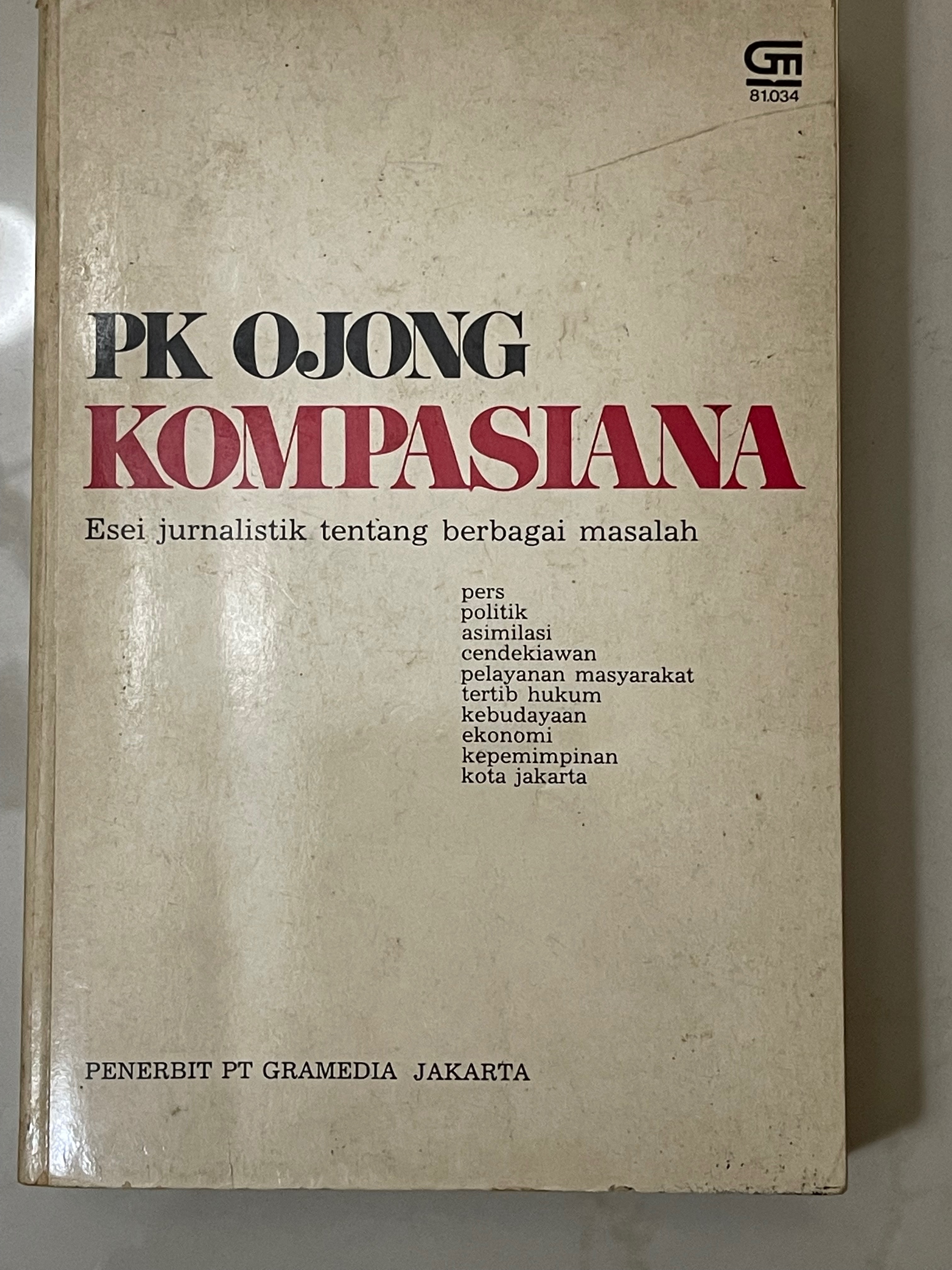Buku-buku PK Ojong (Koleksi Perpustakaan Pribadiku) – Robert Adhi Ksp